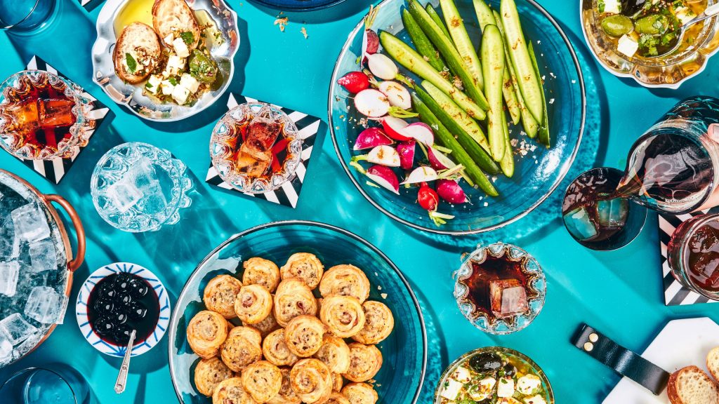 What You Need To Know To Host That Fabulous Cocktail Party - Krave Cuisine