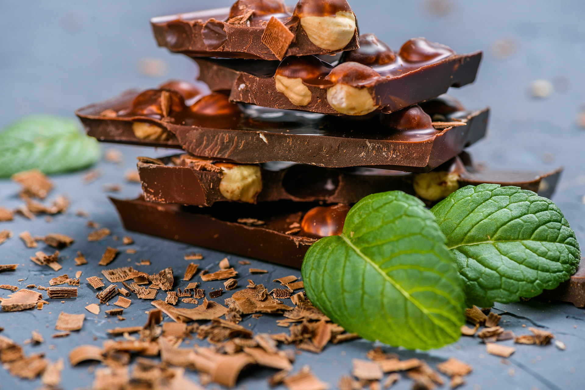 Chocolate Bar With Hazel Nuts – Krave Cuisine